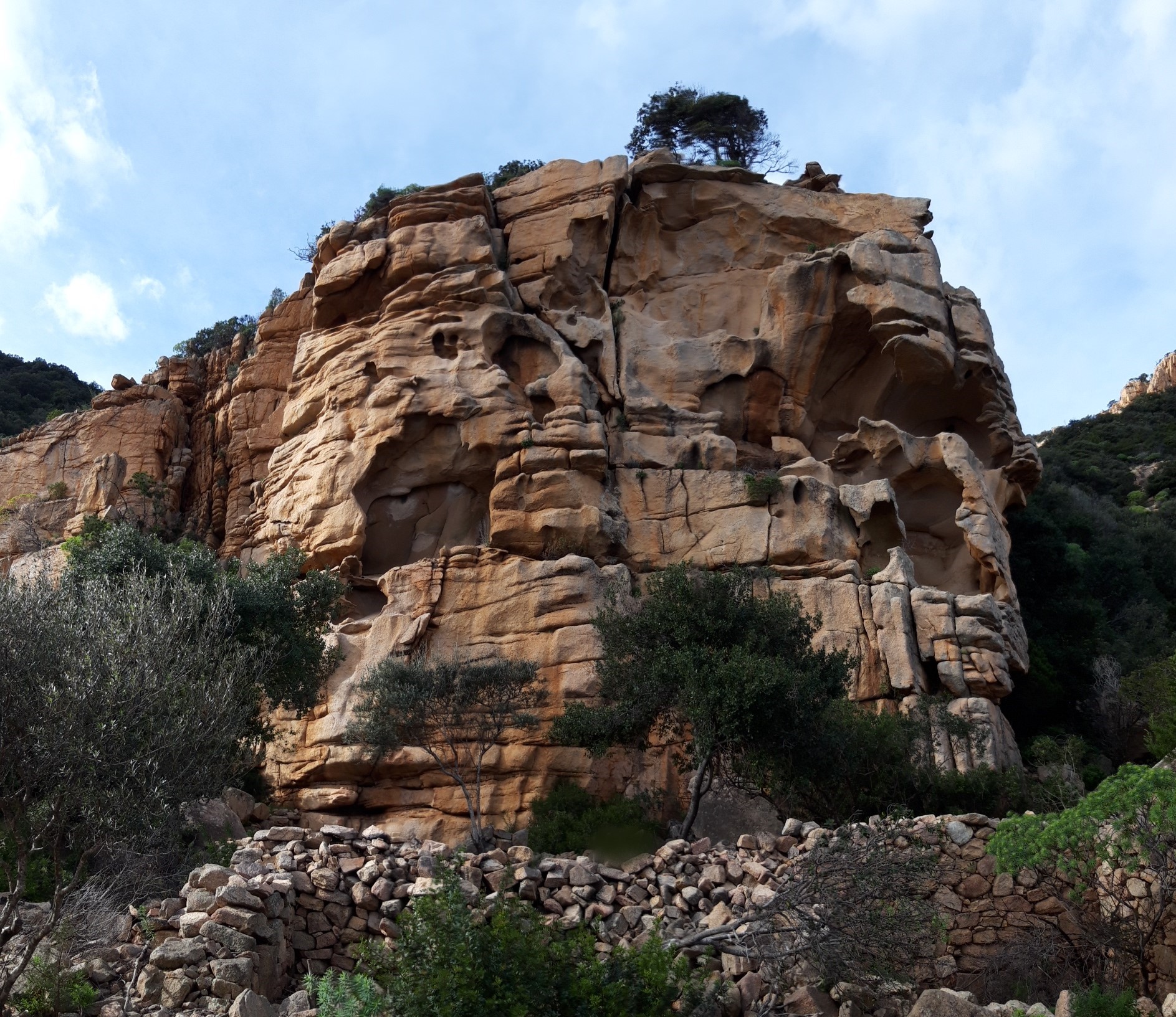 Hike to Portu Santoru – Maccittu Aresti – Comida Guesthouse ...